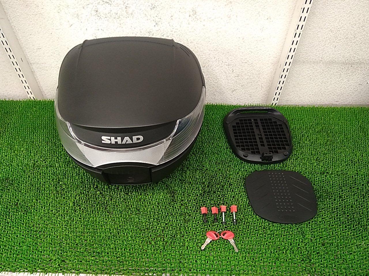 SHAD SH33リアボックス 汎用 | バイク用品 ツーリング用品 BOX(二輪)を通販で購入する | 中古カー＆バイク用品の販売ならアップガレージ