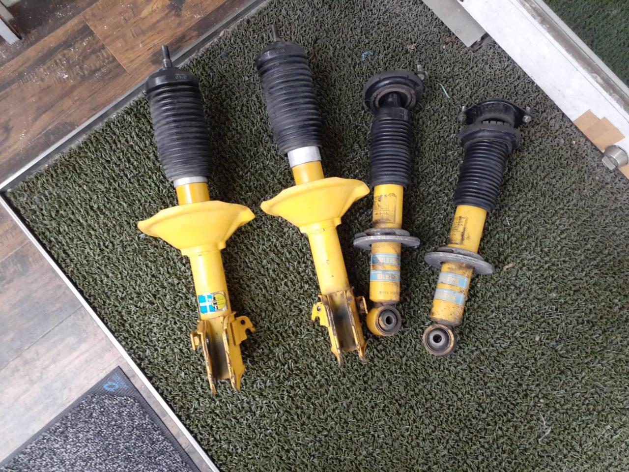 ★レガシィ★BILSTEIN (ビルシュタイン) スバル BH5 レガシィ純正 ショックアブソーバー | カー用品 足まわり サスキットを通販で購入する | 中古カー＆バイク用品の販売なら ...