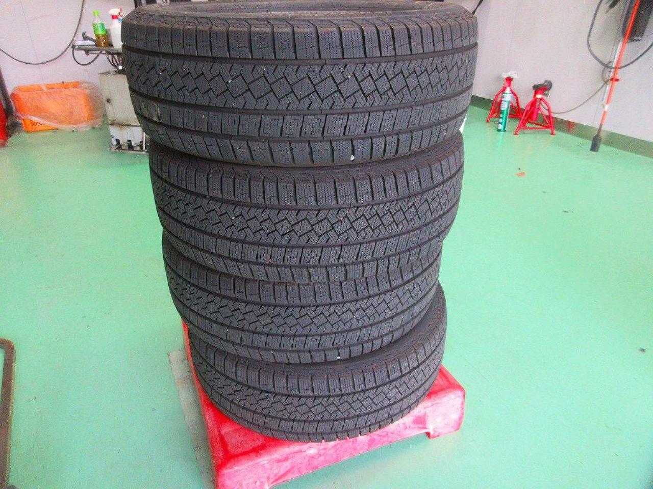 【PIRELLI】ICE ZERO ASIMMETRICO 225/50R18 2023年製 4本 | カー用品 スタッドレスタイヤ 18インチスタッドレスタイヤを通販で購入する | 中古カー ...
