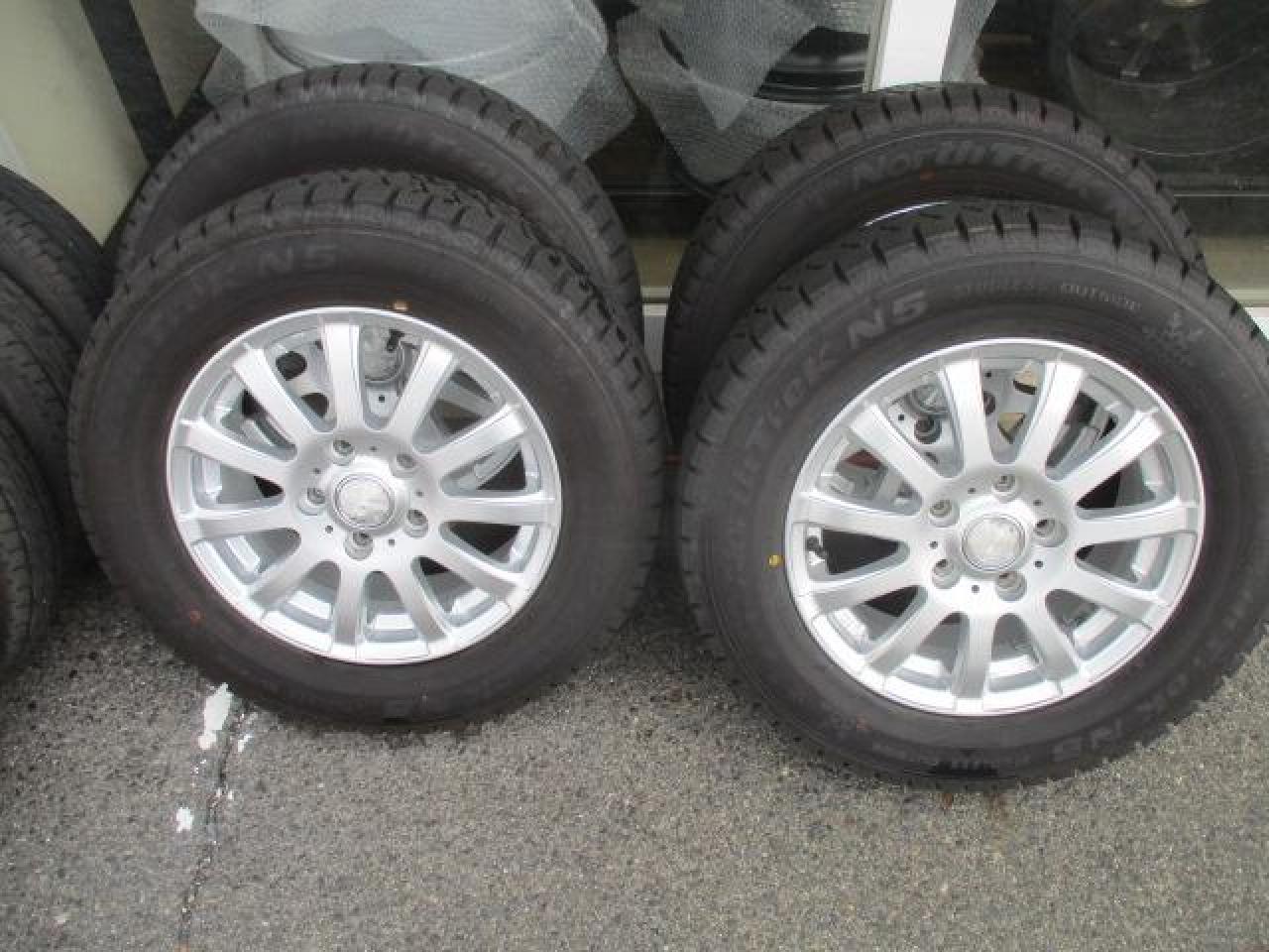 ABE SHOKAI LA STRADA TIRADO α+ AUTOBACS NorthTrek N5 | カー用品 スタッドレスタイヤ ...