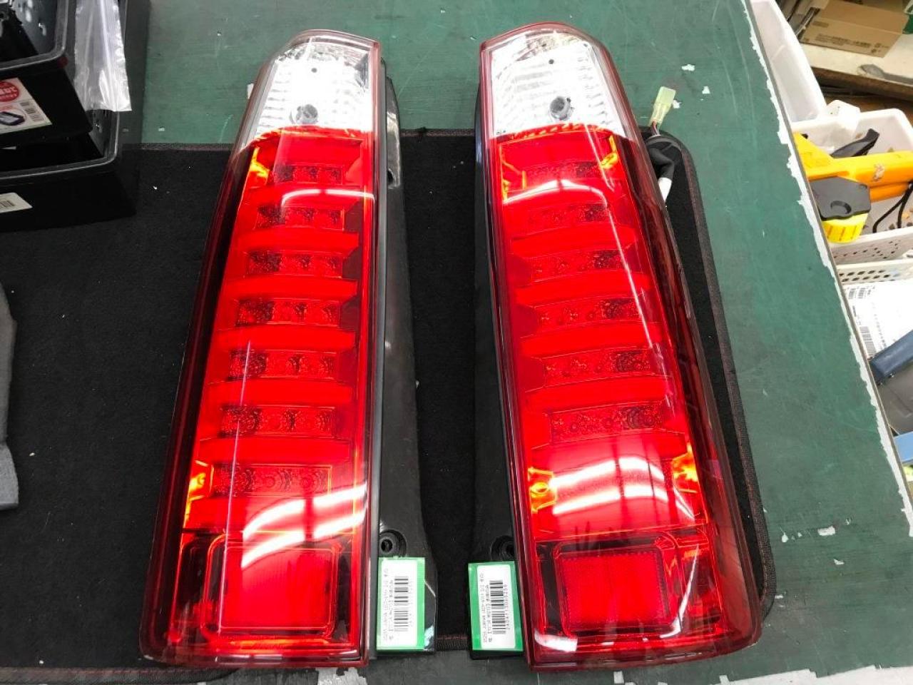 JUNYAN LEDテールライト 2/2 | カー用品 ボディパーツ テールレンズを通販で購入する | 中古カー＆バイク用品の販売ならアップガレージ