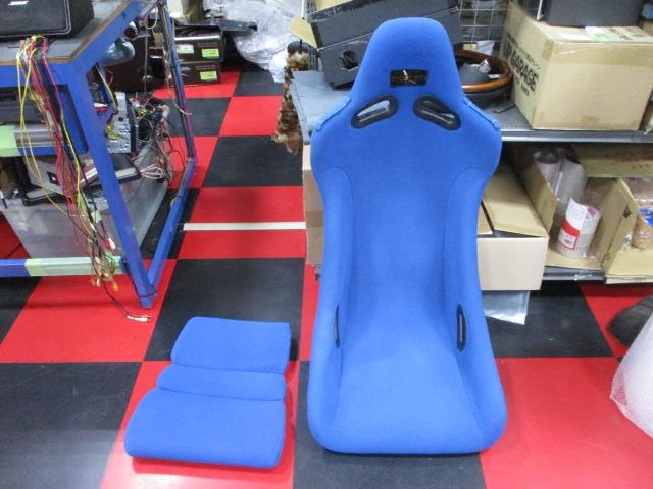 ESQUELETO フルバケットシート TYPE-2? | カー用品 シート フルバケットシート(その他)を通販で購入する | 中古カー＆バイク用品の販売ならアップガレージ