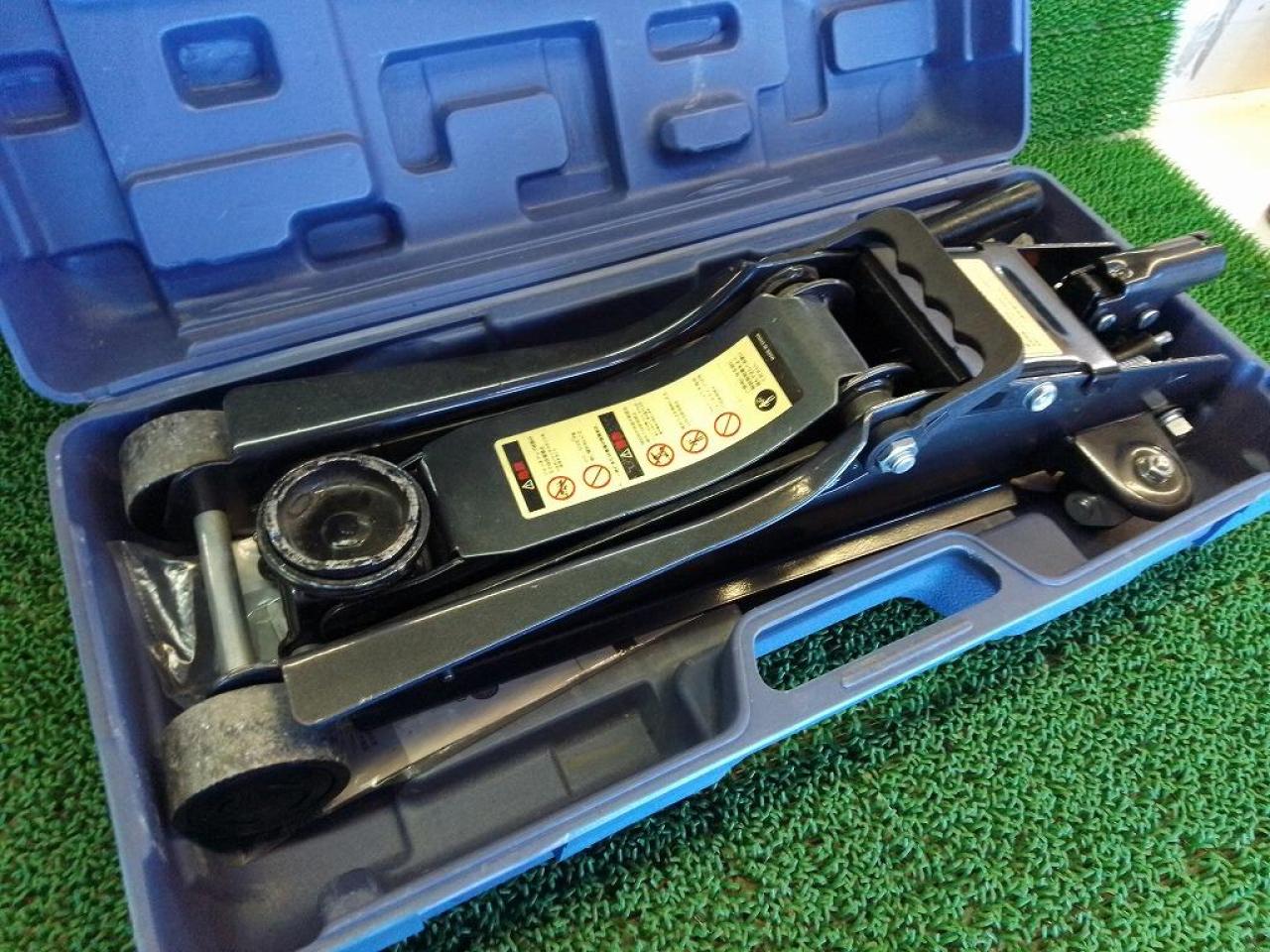 BAL No.1335 2t 油圧式ローダウンジャッキ | カー用品 メンテナンス 工具を通販で購入する | 中古カー＆バイク用品の販売ならアップガレージ