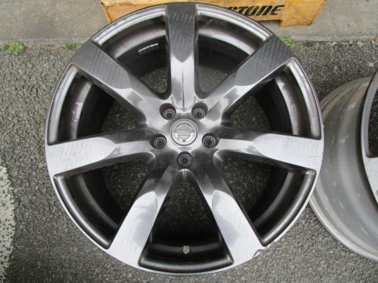 日産純正(NISSAN) R35 GT-R 前期純正ホイール 画像のタイヤは付属しません | 中古品 | アップガレージ 山梨中央店 | カー ...