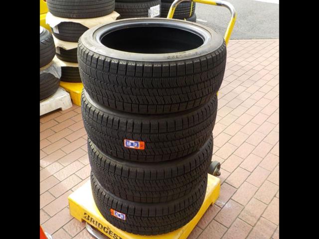 BRIDGESTONE(ブリヂストン) BLIZZAK VRX2 | カー用品 スタッドレスタイヤ 17インチスタッドレスタイヤを通販で購入 ...