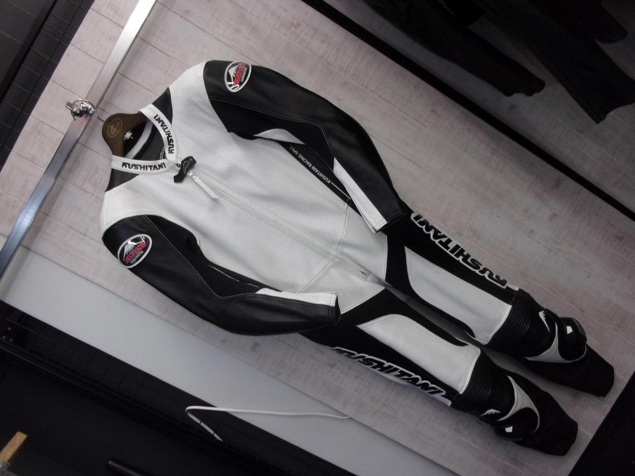 【KUSHITANI】サイズ:LL/2W GLIDE SUIT(グライドスーツ) | バイク用品 ウエア レーシングスーツ(二輪)を通販で購入 ...