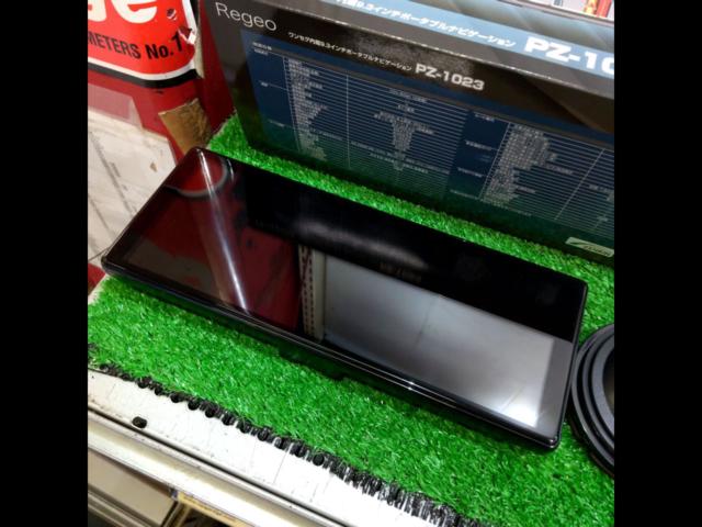 Regeo ワンセグ内蔵9.3インチポータブルナビゲーション PZ-1023 | カー用品 カーナビ(地デジ） ポータブルメモリーナビ（地デジ)を通販で購入する | 中古カー＆バイク用品の販売 ...
