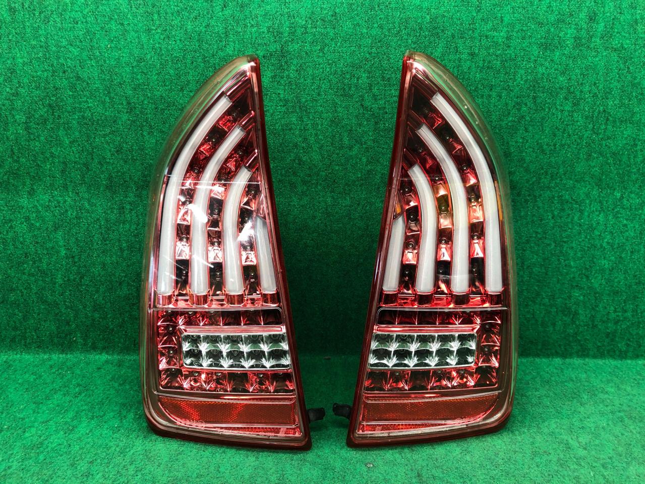 わけあり Valenti ジュエルLEDテールランプTRAD プリウス (30系) レッドレンズxクローム | カー用品 ボディパーツ テール ...
