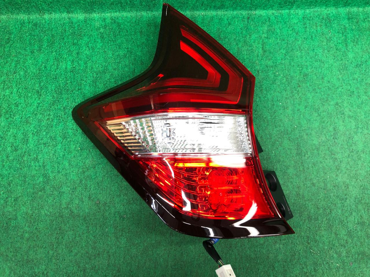 わけあり【左側】日産純正 E12/ノート 後期 純正 テールレンズ ICHIKOH D202 | カー用品 ボディパーツ テールレンズの通販 ...