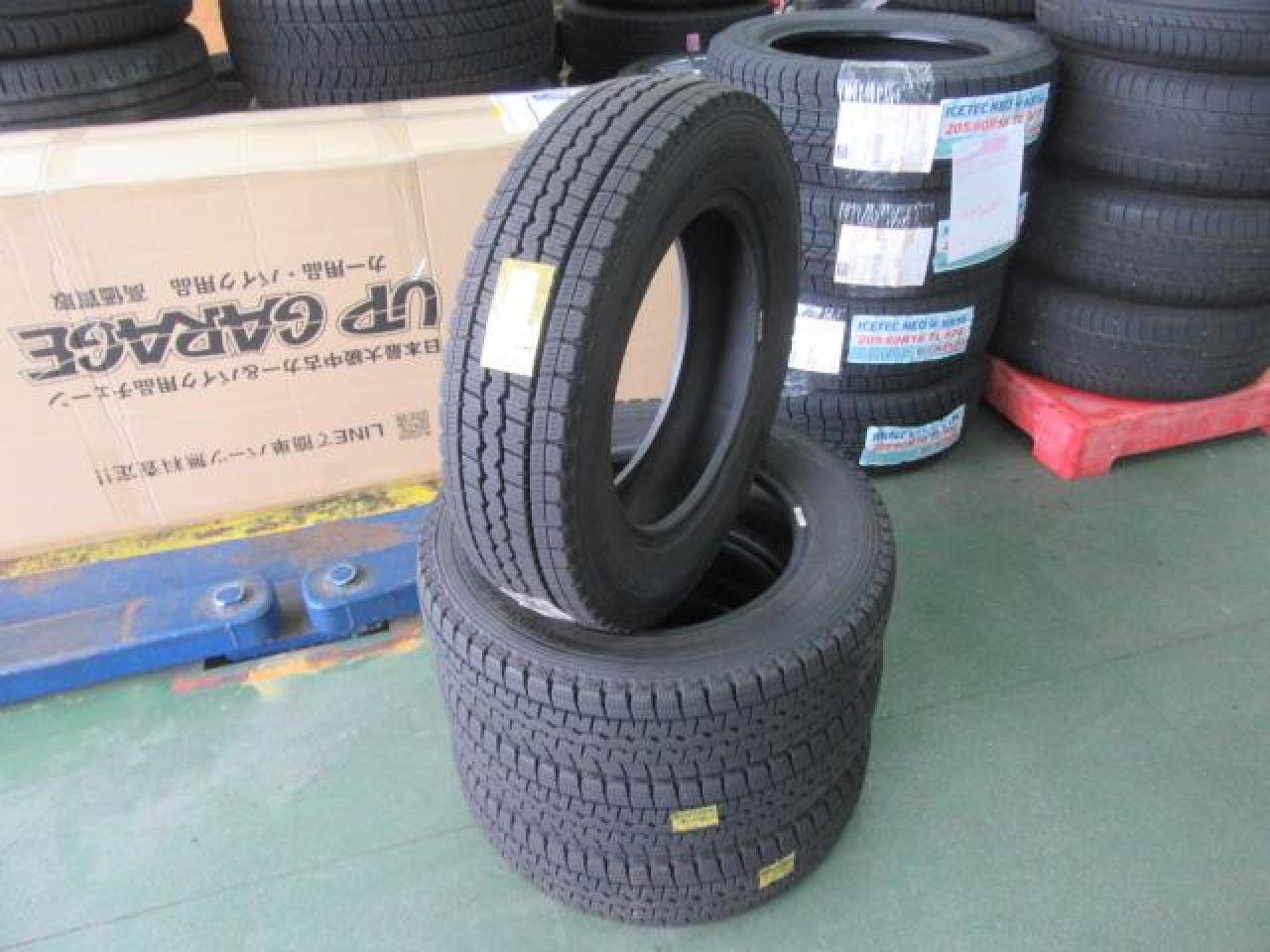 DUNLOP WINTERMAXX SV01 | 中古品 | アップガレージ 仙台店 | カー用品 スタッドレスタイヤ 14インチスタッドレス ...