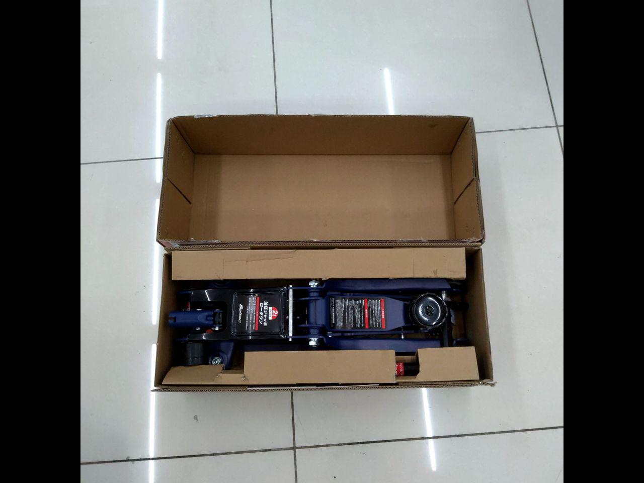 【その他】Meltec FA-24 2t油圧ジャッキ ローダウン | カー用品 メンテナンス 工具を通販で購入する | 中古カー＆バイク用品の販売ならアップガレージ