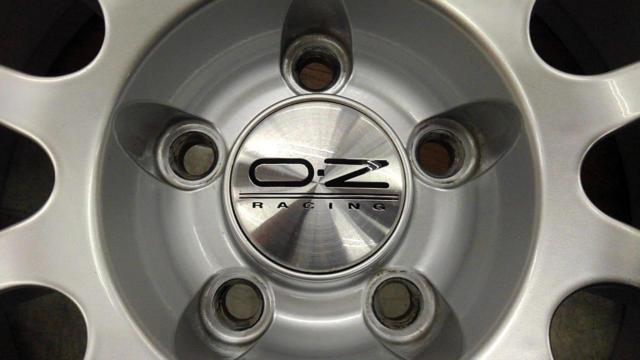 OZRacing SUPERLEGGERA Ⅲ | カー用品 アルミホイール 19インチホイールを通販で購入する | 中古カー＆バイク用品の販売ならアップガレージ