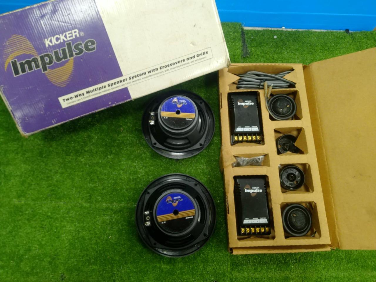 KICKER IMPULSE サブウーハー 2Way | 新古品 | アップガレージ 三郷インター店 | カー用品 スピーカー サブウーハー ...