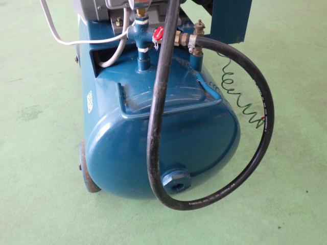 富士コンプレッサー/IYASAKA FS-37 コンプレッサー | 総合リユース エアーツール コンプレッサーを通販で購入する | 中古カー ...