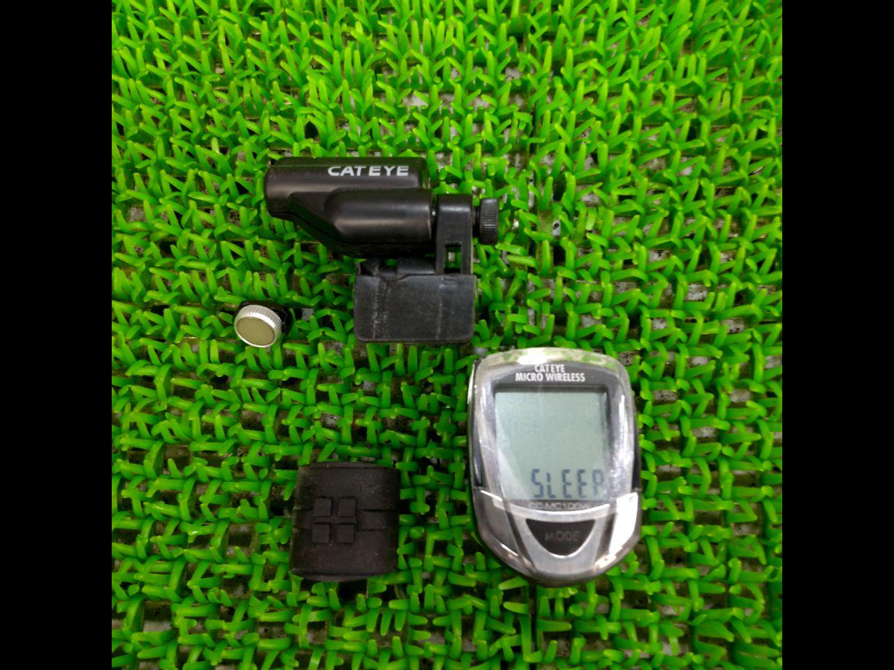 CATEYE MICRO WIRELESS サイクルコンピューター | 自転車 コンピューター/カメラ コンピュータを通販で購入する | 中古 ...