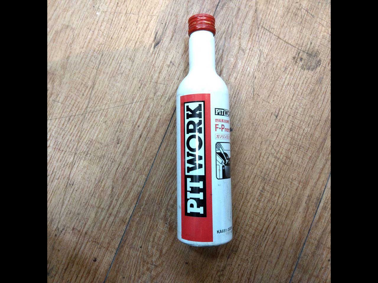 PITWORK F-Premium エフプレミアム (300ml) ガソリンエンジン専用燃料添加剤 | 新古品 | アップガレージ 相模原中央店 | カー用品 ケミカル用品 添加剤を通販で購入 ...
