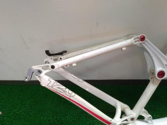 1大特価KONA ONE20 2010モデル MTBフレーム ホワイト | MTB(マウンテンバイク)用フレームを通販で購入する | 中古 ...