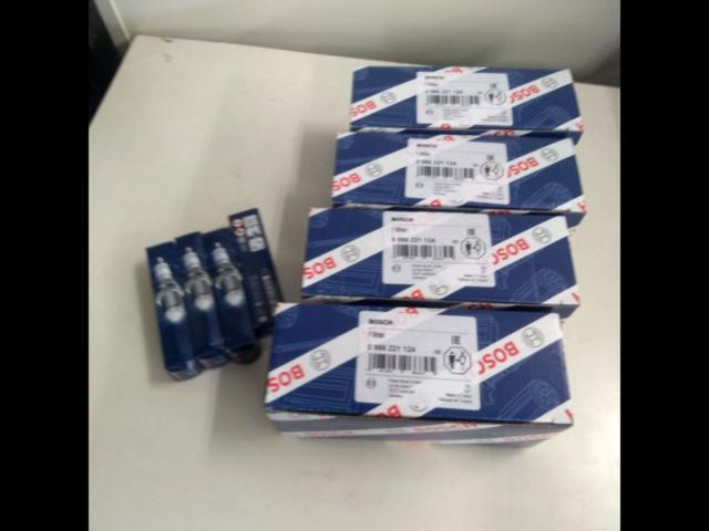 BOSCH イグニッションコイル 0986221124+BOSCH ダブルプラチナ スパークプラグ ZR5SPP3320 | 新古品 ...