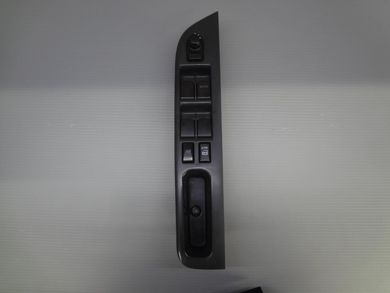 ★値下げしました!★ スズキ スイフト ZC71S 純正ドアスイッチ(ウィンドウスイッチ) 運転席のみ 【スイフト ZC71S】 | カー用品 ...