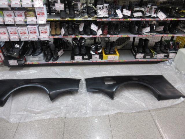 URAS Type-RR リアフェンダー | カー用品 ボディパーツ リアエアロを通販で購入する | 中古カー＆バイク用品の販売ならアップガレージ