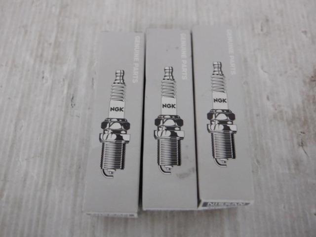 値下げしました!! 日産純正 スパークプラグ 【B2401-4A00B】 | カー用品 電装系 その他電装系を通販で購入する | 中古カー ...