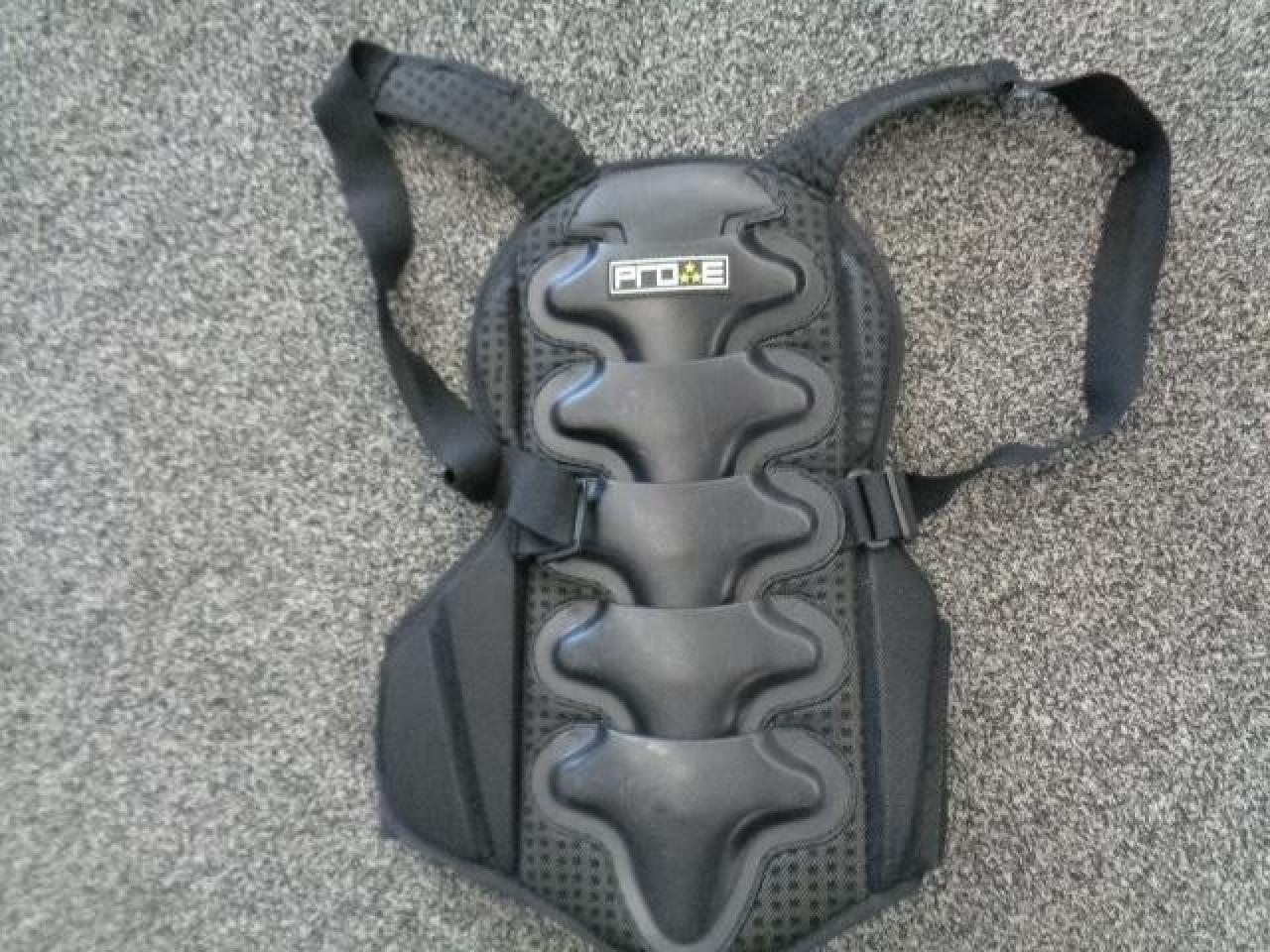 PRO TEC TION バックプロテクター Sサイズ | バイク用品 プロテクター プロテクター(二輪)を通販で購入する | 中古カー ...