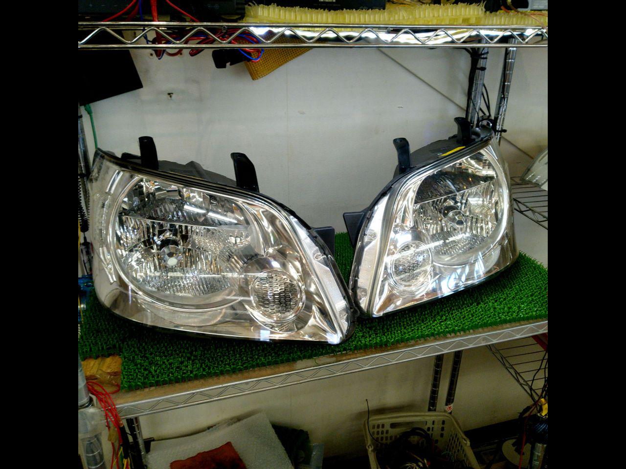 トヨタ AZR60 前期 ノア 純正 HIDヘッドライト | 中古品 | アップガレージ 埼玉大宮店 | カー用品 ボディパーツ ヘッドライト ...