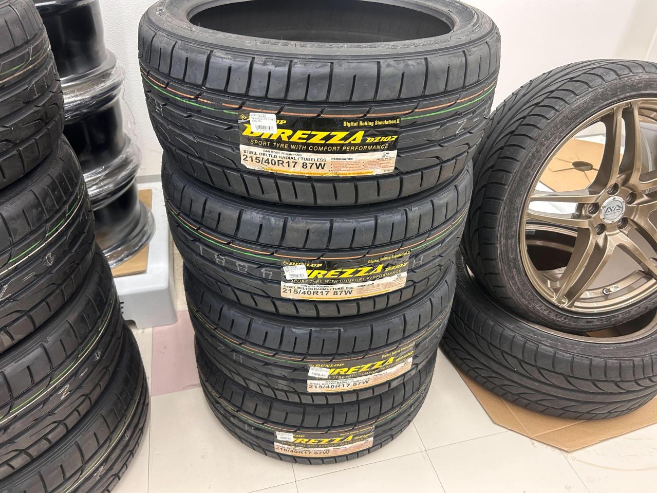 DUNLOP DIREZZA DZ102 215/40R17 87W XL | 新品 | アップガレージ 和歌山店 | カー用品 タイヤ 17インチタイヤを通販で購入する | 中古カー＆バイク ...