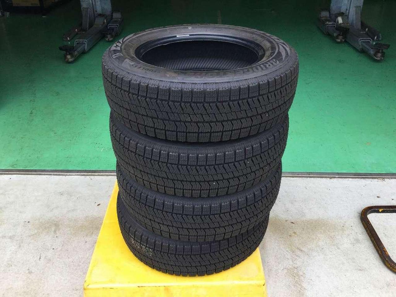 【BRIDGESTONE】BLIZZAK VRX2 175/65R14 2021年製 4本セット | カー用品 スタッドレスタイヤ 14インチスタッドレスタイヤの通販 | アップガレージ 中古 ...
