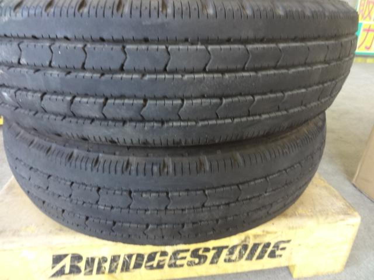 BRIDGESTONE V-STEEL RIB R202 ※2本セット | 中古品 | アップガレージ 名古屋中川店 | カー用品 タイヤ ...