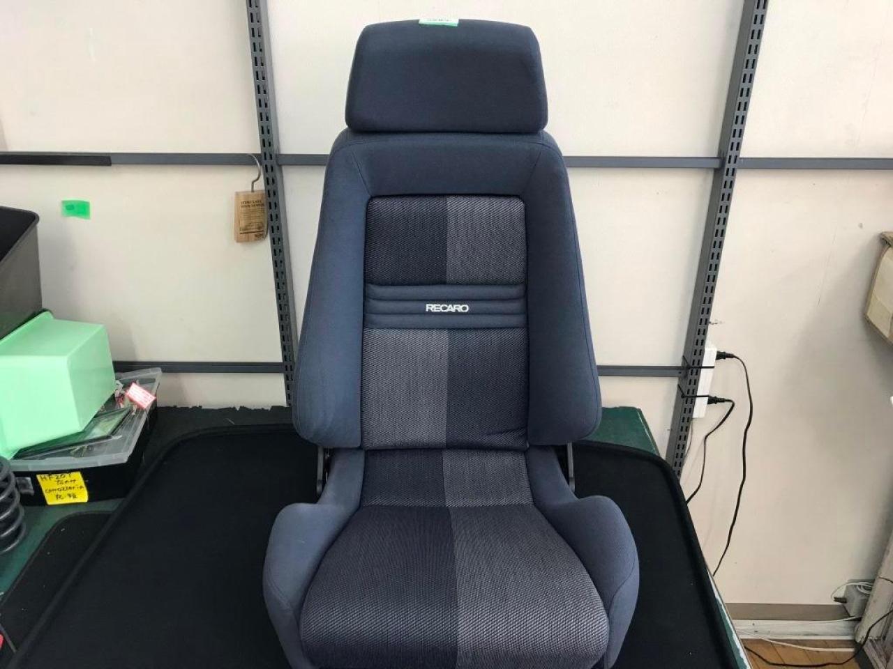 RECARO LX-M? リクライニングシート | カー用品 シート リクライニングシート(レカロ)を通販で購入する | 中古カー＆バイク用品 ...
