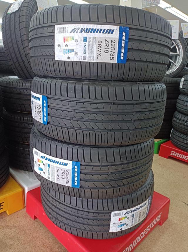 WINRUN R330 88W XL | 新古品 | アップガレージ 松山店 | カー用品 タイヤ 19インチタイヤを通販で購入する | 中古カー＆バイク用品の販売ならアップガレージ
