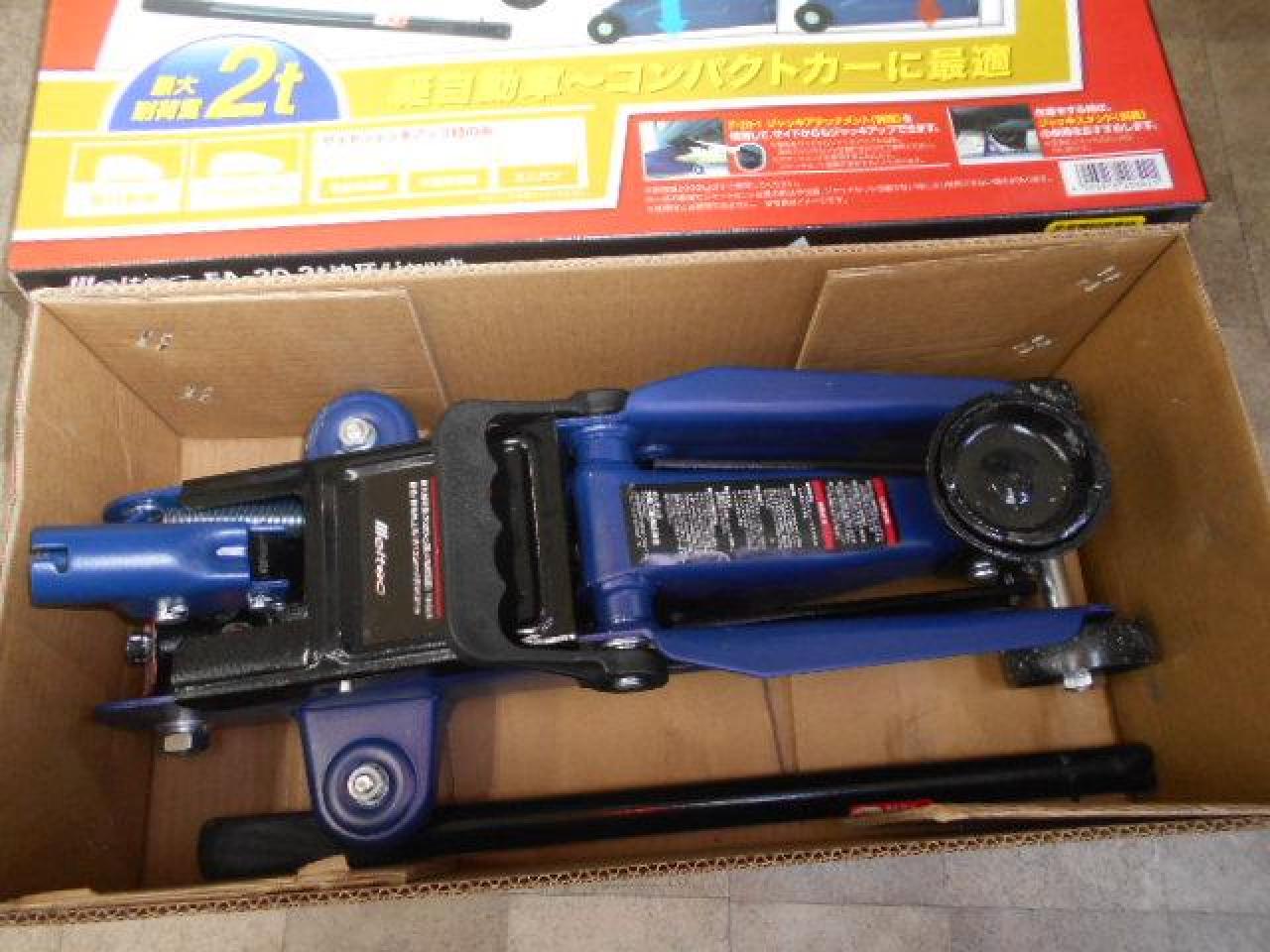 meltec 2t油圧ジャッキ FA-20 | カー用品 メンテナンス 工具を通販で購入する | 中古カー＆バイク用品の販売ならアップガレージ