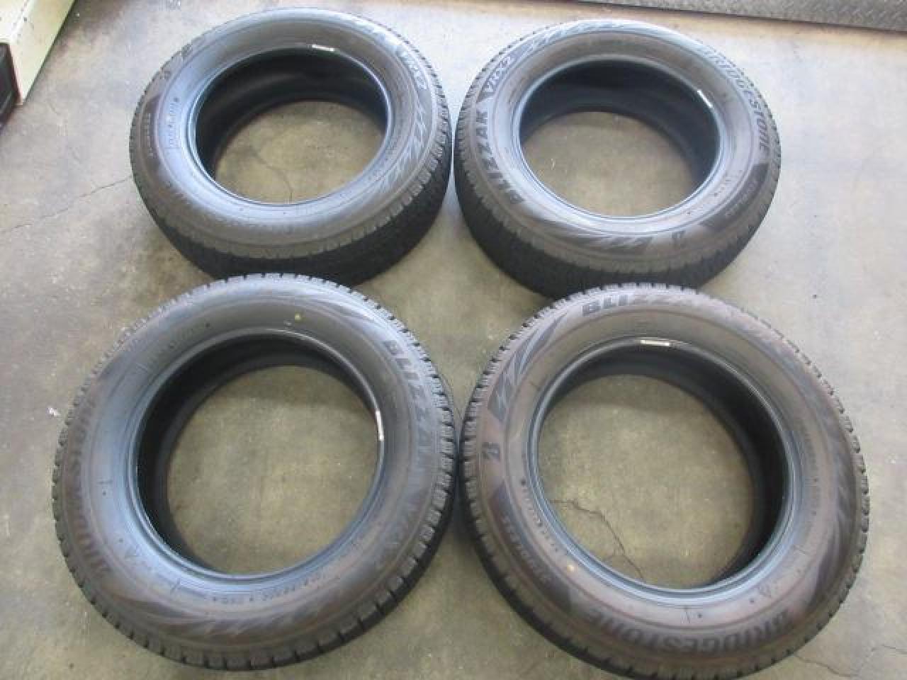 【2F】BRIDGESTONE BLIZZAK VRX2 175/65R14 82Q 4本セット | カー用品 スタッドレスタイヤ 14インチスタッドレスタイヤを通販で購入する | 中古カー ...