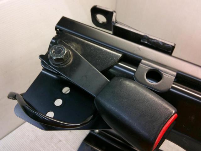 RAY-BOLT リクライニングシートレール 【運転席】 | カー用品 シート シートレール(その他)を通販で購入する | 中古カー＆バイク用 ...