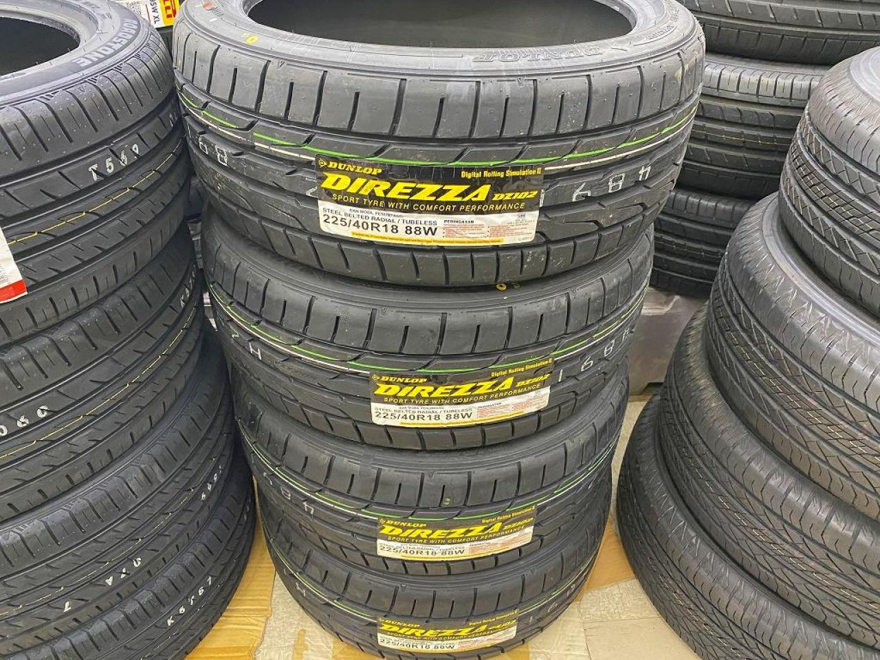 DUNLOP(ダンロップ) DIREZZA DZ102 225/40R18 2024年製 4本 | カー用品 タイヤ 18インチタイヤを通販で購入する | 中古カー＆バイク用品の販売ならアップガレージ