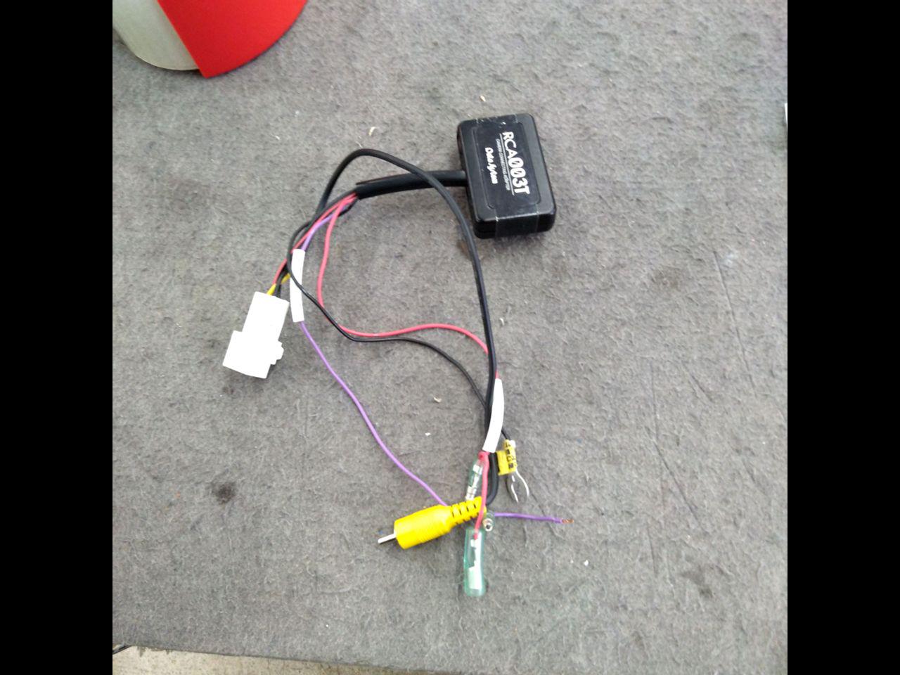DataSystem RCA003T(リアカメラ接続アダプター) | カー用品 カーAVアクセサリー オーディオカプラー・ケーブル類を通販で購入する | 中古カー＆バイク用品の販売ならアップガレージ