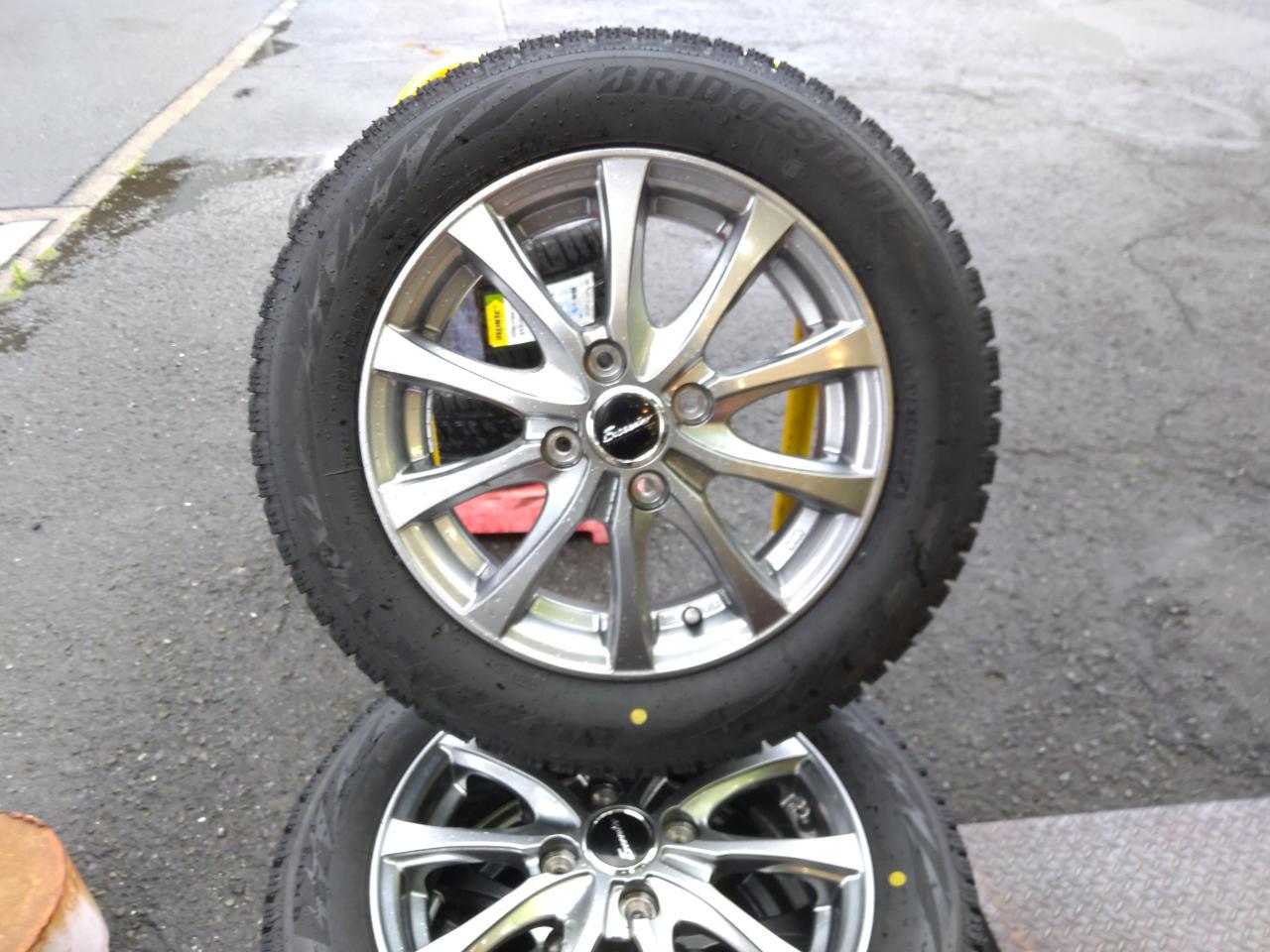 HOT STUFF Exceeder+BRIDGESTONE BLIZZAK VRX2 | カー用品 スタッドレスタイヤホイールセット 14インチスタッドレスタイヤホイールセットを通販で購入 ...