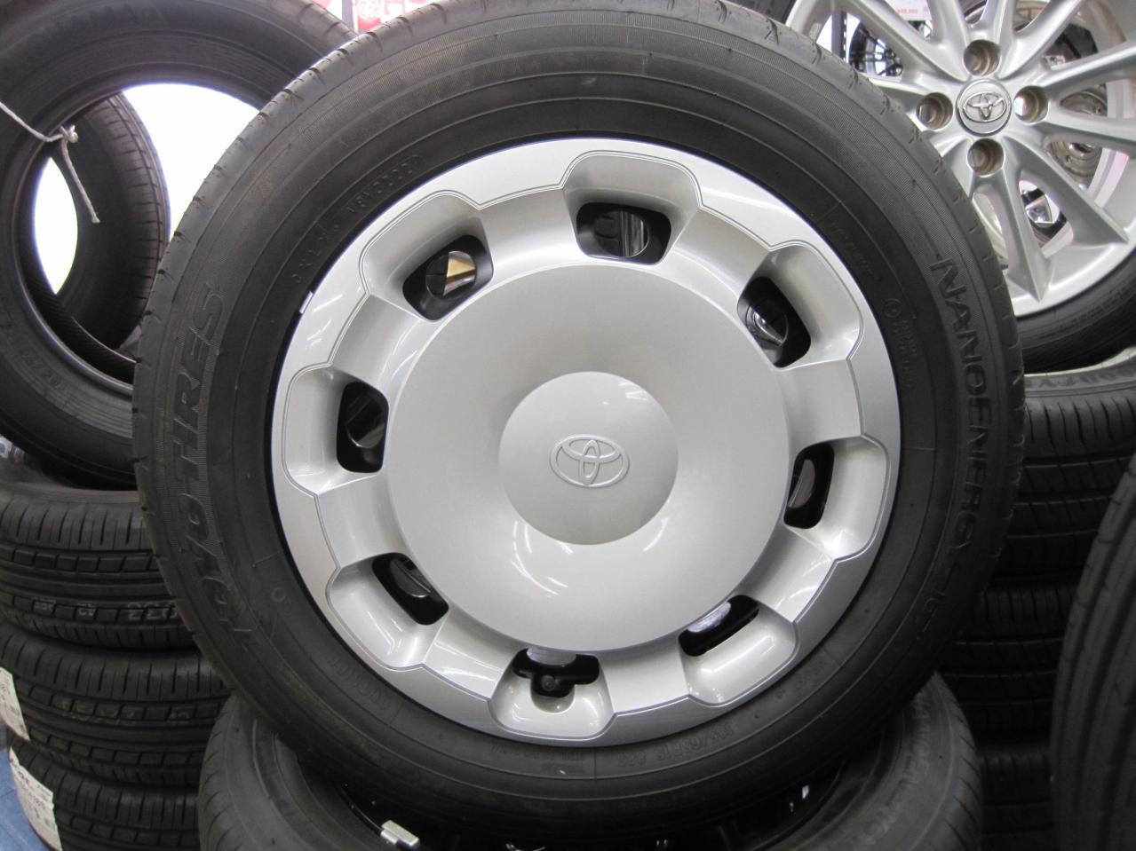 ★キャンペーン大特価★トヨタ純正(TOYOTA) 【トヨタ純正】 10系シエンタ 純正スチールホイール + TOYO(トーヨー) NANO ...