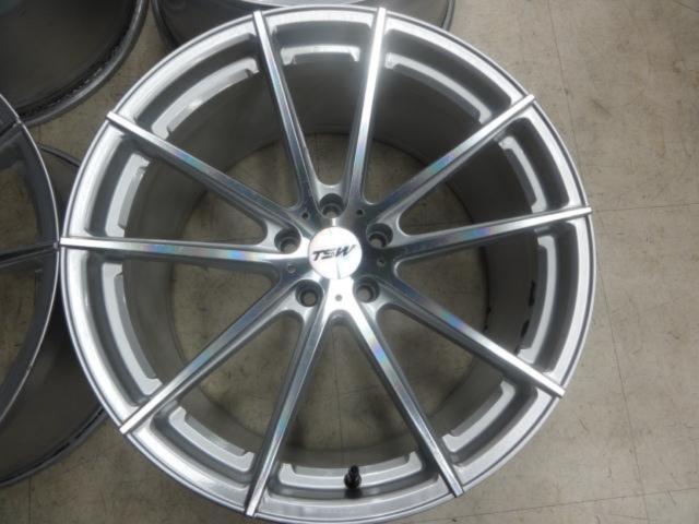 EXTREME SPORTZ(クルマドウラク)TSW(ティーエスダブル) Bathurst RF(バサースト ロータリーフォージド) | カー ...