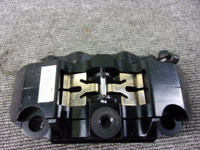 ADELIN 80mmピッチアルミ削り出し4POTラジアルキャリパー | 新古品 | アップガレージ ライダースナップス足立店 | バイク用品 ...