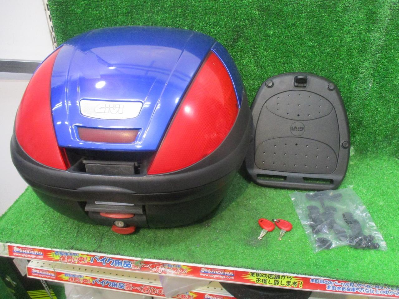 【GIVI】 E370 モノロックケース ブルー 容量37L | バイク用品 ツーリング用品 BOX(二輪)を通販で購入する | 中古カー＆バイク用品の販売ならアップガレージ