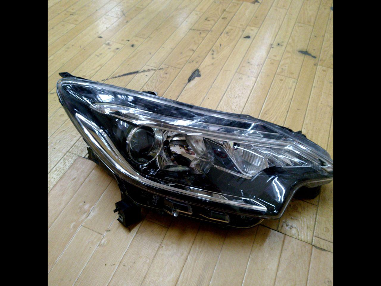 17ワケアリ 日産(NISSAN)純正 LED ヘッドライト ※運転席側のみ【ノート/E12/後期】ICHIKOH 1934 | カー用品 ...