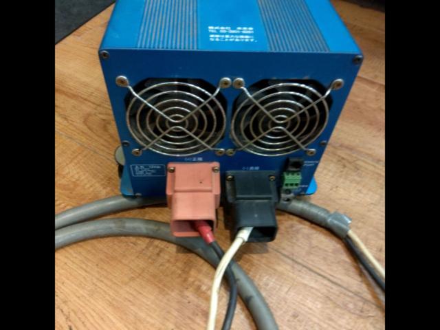 ワケアリ 未来舎 FI-S2003-12VDC 2000W DC-ACインバーター | わけあり | アップガレージ 相模原中央店 | カー ...