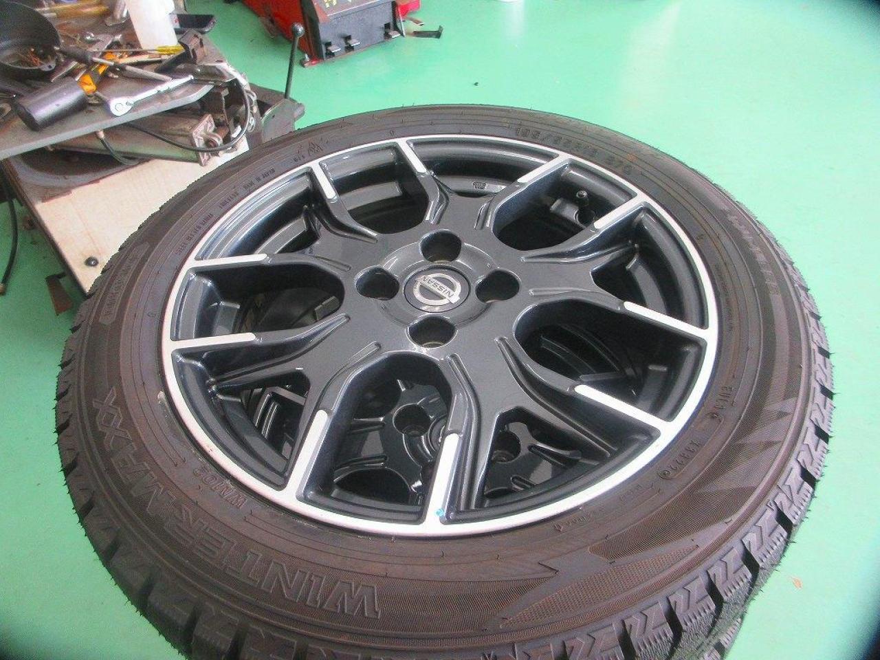 日産(NISSAN) E12系ノート NISMO 純正 + DUNLOP WINTERMAXX WM02 195/55R16 2022年製 4本 | カー用品 スタッドレスタイヤホイールセット ...