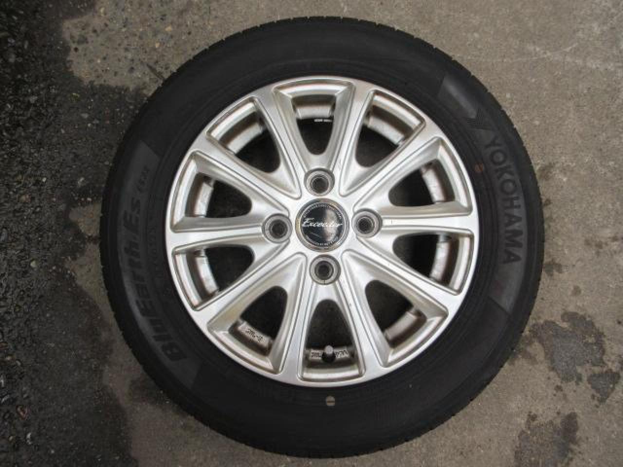 HOT STUFF Exceeder E02+YOKOHAMA BluEarth -ES ES32 (X07211) | カー用品 タイヤホイールセット 13インチタイヤホイールセットを通販で ...