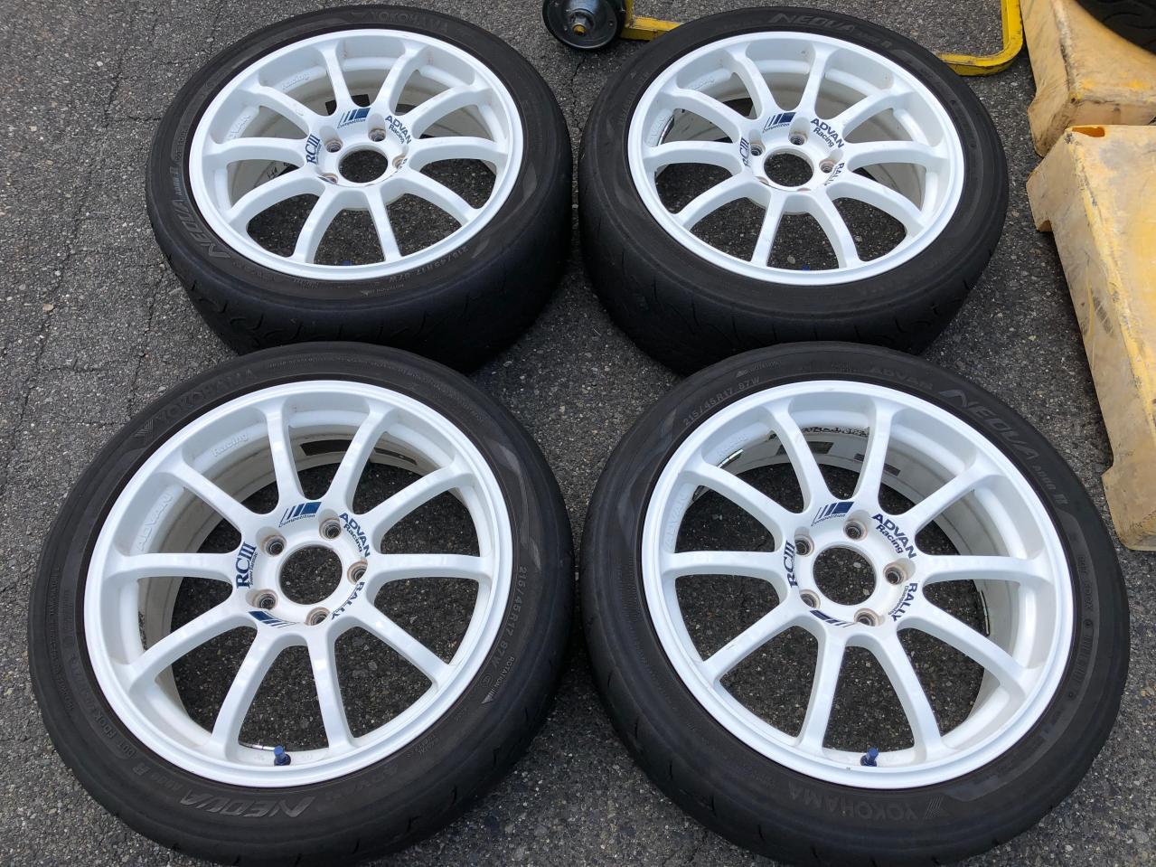 YOKOHAMA(ヨコハマ) ADVAN Racing(アドバンレーシング) RC3 ホワイト + YOKOHAMA(ヨコハマ) ADVAN ...