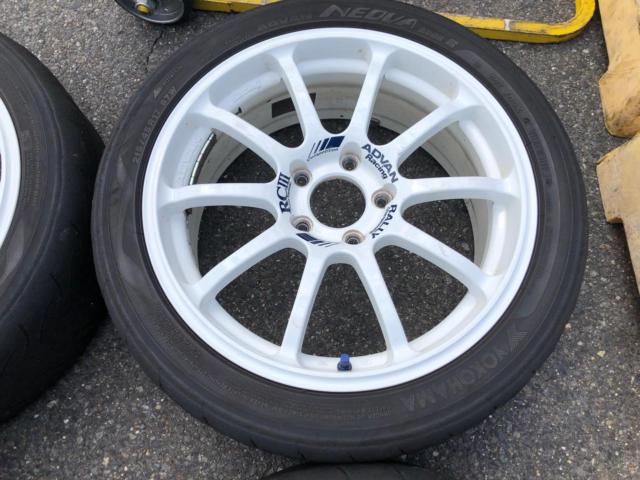 YOKOHAMA(ヨコハマ) ADVAN Racing(アドバンレーシング) RC3 ホワイト + YOKOHAMA(ヨコハマ) ADVAN ...
