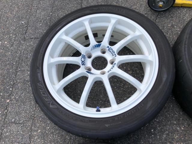 YOKOHAMA(ヨコハマ) ADVAN Racing(アドバンレーシング) RC3 ホワイト + YOKOHAMA(ヨコハマ) ADVAN ...