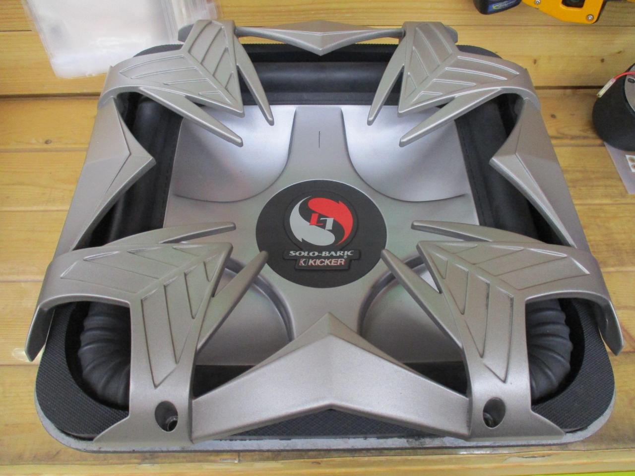 KICKER SOLO-BARIC S12L7 | カー用品 スピーカー サブウーハースピーカーを通販で購入する | 中古カー＆バイク用品の ...